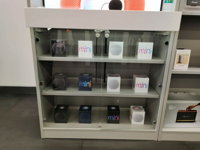 Unicorn Launched Gurugram’s First Apple Flagship Store at Cyber Hub